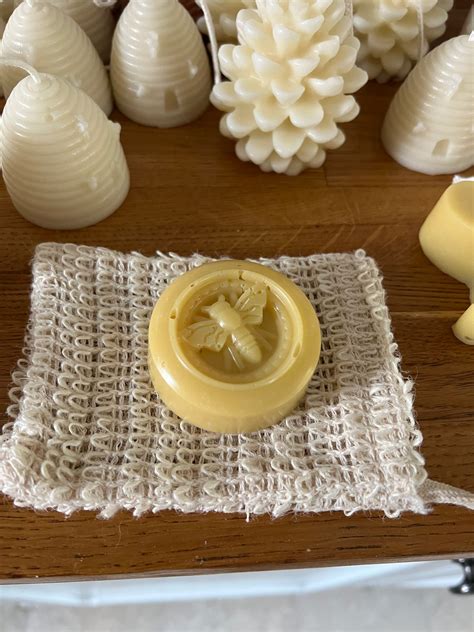 Natural Queen Soap Made By The Beekeeper