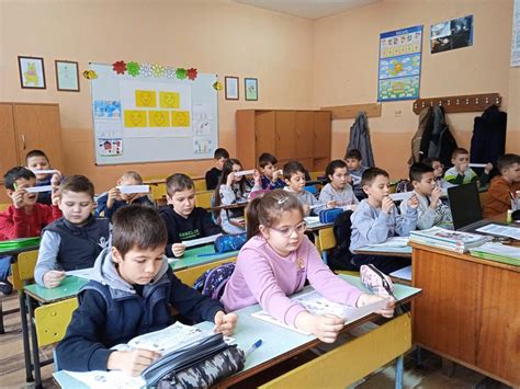 17 февруари е Денят на спонтанните актове на доброта Уеб сайт на СУ „Св св Кирил и Методий