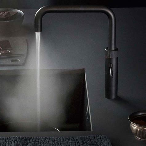 Quooker Fusion Square Zwart Met Reservoir Inclusief Installatie