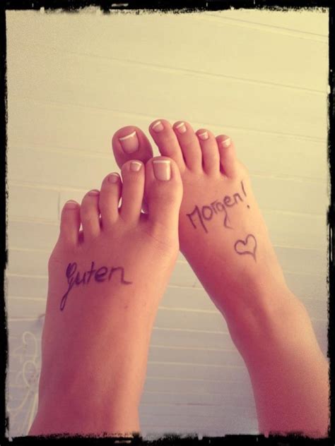 Nela Panghy Lees Feet