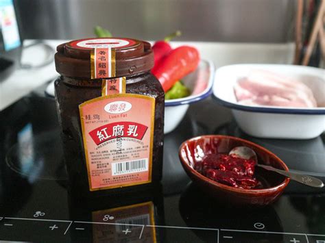 南乳辣椒炒肉 Red Fermented Beancurd Nam Yu Pork And Chili Stir Fry