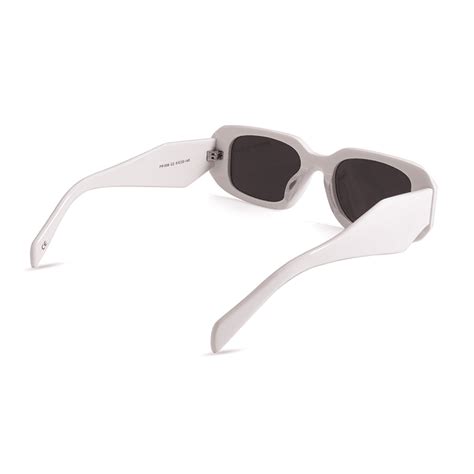 A Guide To The Best Glasses For Female And Male With Oval Faces Shape