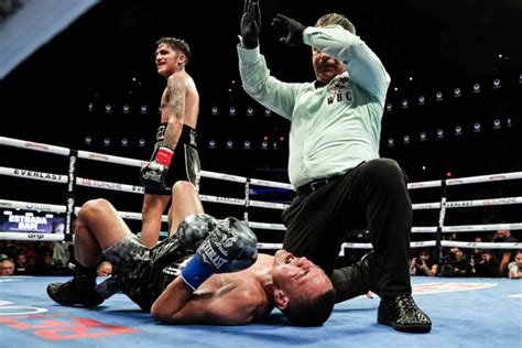 Jesse “bam” Rodríguez Noquea En El Séptimo Al “gallo” Estrada