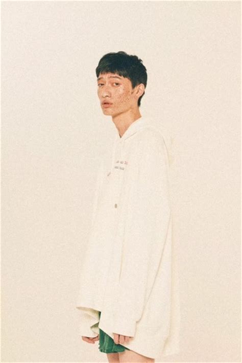 D1nyc Zachary Chou Chong Ting
