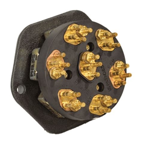 7 Way Recpt 28 Pin W 20amp Circuit Brkr 12665