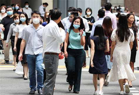 Singapore Relaxes Covid 19 Travel Curbs Mask Rules Further Inquirer News