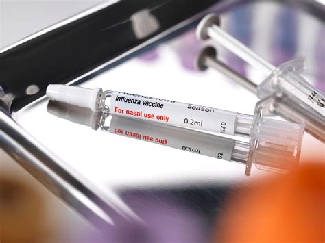 The Cdc Voted To Bring Back The Nasal Spray Flu Vaccine Self