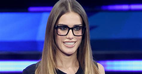 Clara Soccini La Star Di Mare Fuori Si Sfoga Ho Odiato Il Mio Corpo