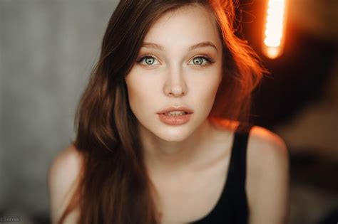4517708 Christina Vostruhina Evgeny Freyer Face Depth Of Field