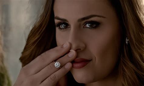 How To Wear A Class Ring A Complete Guide Color And Grace