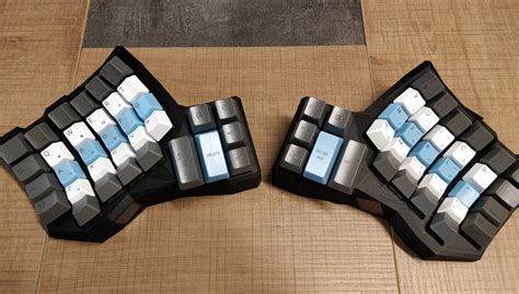 Github Ntarocco Dactyl Cc Custom Built Dactyl Cc Keyboard Similar To The Kinesis Advantage