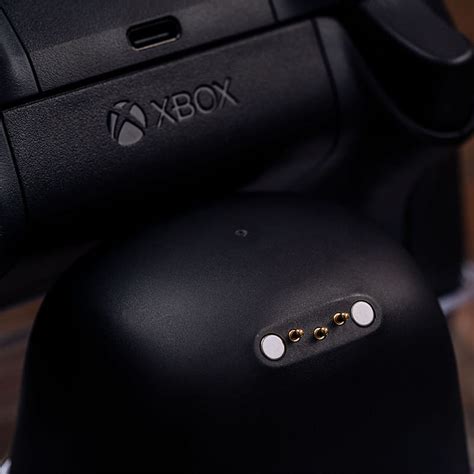Podwójna Stacja ładująca 8bitdo Charge Dock Do Kontrolerów Xbox One