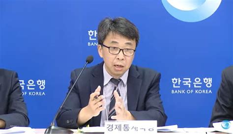 상보 신승철 한은 국장 국내경제 불황 아닌 부진에서 완화되는 흐름34분기 연속 전기비 07 되면 연간 14