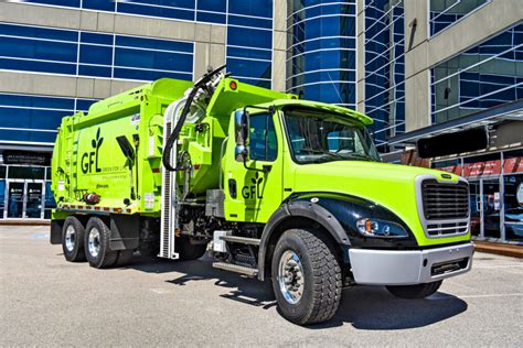 Labrie Automizer Alleygator Heavy Duty Equipment Supplier In Bc