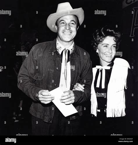 Gene Kelly With Wife Jeanne Coynealamo Preemb573 31supplied By