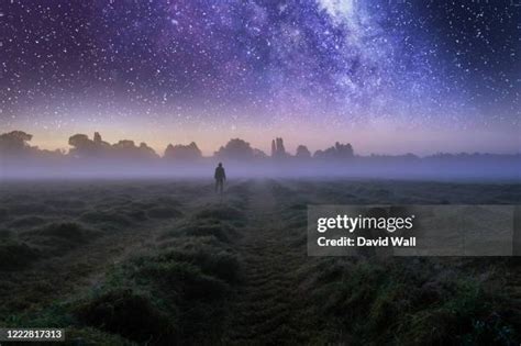 Man Looking Back Silhouette Photos And Premium High Res Pictures