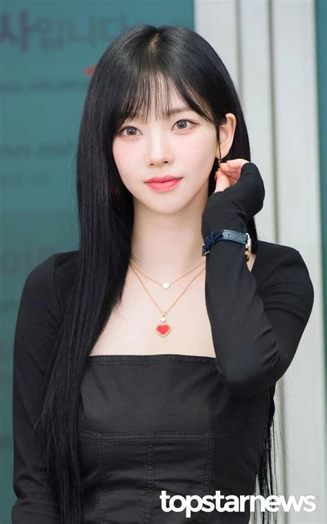 Pc Knetz Go Crazy For Aespas Visuals On Their Way To Cannes K Pop