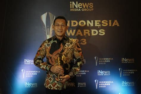 Sukses Ratakan Pembangunan Infrastruktur Pemprov Sumsel Dianugerahi