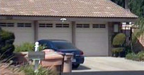 Villa Park Man Thrown Into Pool By 2 Home Invasion Robbers Cbs Los