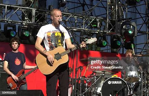 233 Coldplay 2001 Photos And High Res Pictures Getty Images