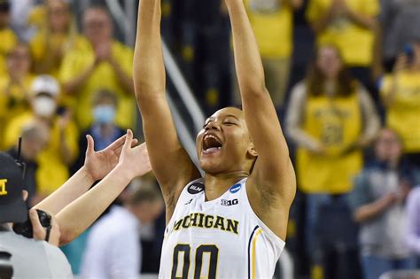 Naz Hillmon Enters Name Into Wnba Draft After Incredible Michigan