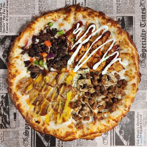 Meat Special Quarter Pizza 골든 크러스트 미트 스페셜 쿼어터 피자 Mahsil Restaurant