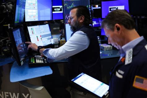 美경제 침체 빠지나나스닥 4 폭락 테슬라 15 ↓ 데일리국제금융시장