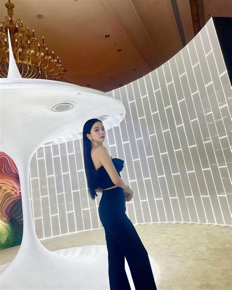 230209 Jisoo Instagram Update R Jisoo