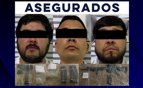 Atoran a tres presuntos sicarios con armas y vehículo robado en