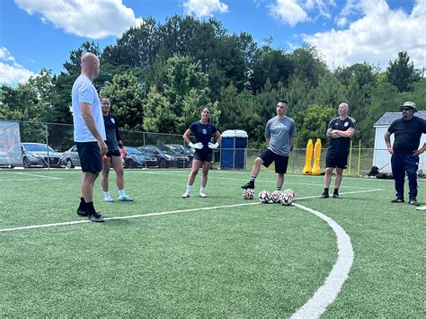 What Are The Benefits Of Goalkeeper Training Camps