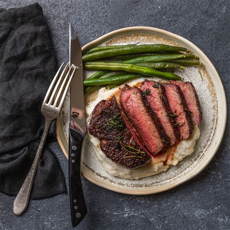 American Wagyu Top Sirloin Steak Srf Black And Gold® Snake River Farms