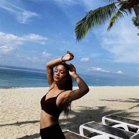8 Hot Sexy New Ylona Garcia Bikini Pics