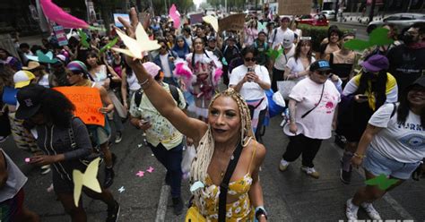 트랜스젠더 권리 보장법 제정하라