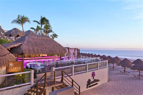 10 Best Beach Clubs And Bars In Cancún Where To Go In Cancún At Night