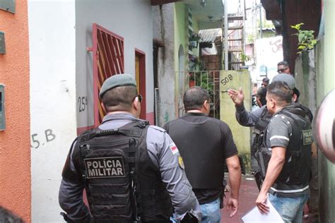 Ao Sair Para Comprar Pão Pedreiro é Assassinado Com Mais De Dez Tiros