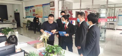 【教育整顿·我为群众办实事】“杜绝高空抛物，共建和谐家园”澎湃号·政务澎湃新闻 The Paper