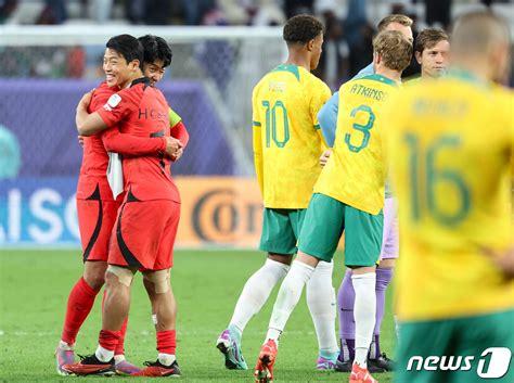‘춘천 출신 손흥민‧황희찬 활약김진태 지사 축구대표팀에 축전 뉴스1