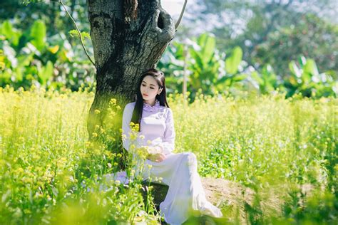 Gambar Alam Orang Menanam Gadis Bidang Padang Rumput Bunga