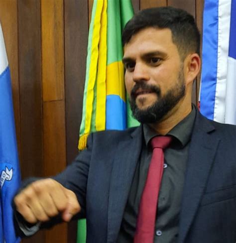 Miguel Alencar é reeleito presidente da Câmara Municipal de Cabo Frio e