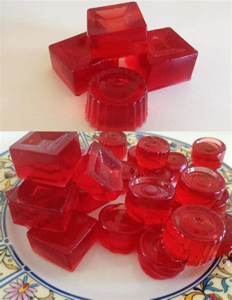 Σπιτικά ζελεδάκια φράουλα