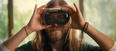 Apple Unveiled Its New Crazy Expensive Vision Pro Virtual Reality Headset And Yup The Jokes