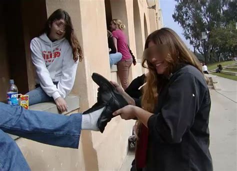 Stealing Shoe In Live By Shoesshow On Deviantart