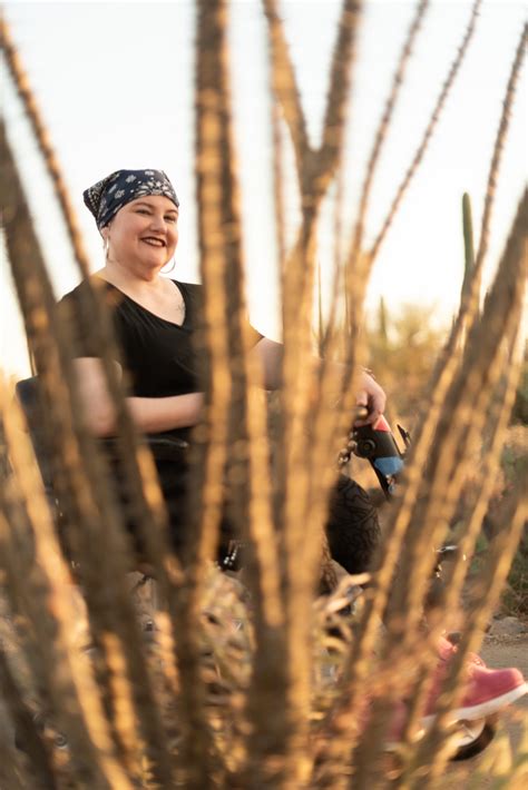 About — Naomi Ortiz