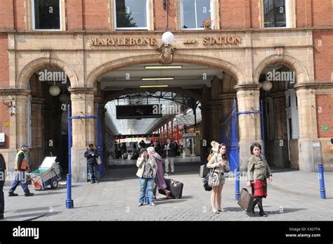 Marylebone Station Chiltern Railways Underground Commuter Connection
