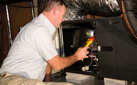 Why Does My Furnace Make a Loud Noise When It Turns Off? | Smoak's Comfort Control