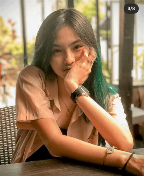 Just Turned 18 Can Finally Ask If Yall Would Smash Pinay Like Me