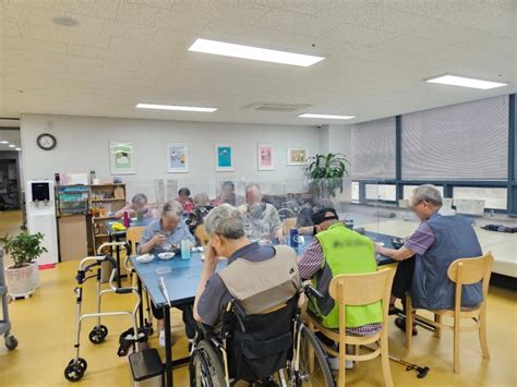 대구북구주간보호방문요양새강북재활요양센터 흥 가득 영양 가득 콧노래가 절로 나오는 식사 네이버 블로그