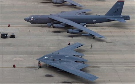 Northrop Grumman B 2 Spirit Boeing B 52 Stratofortress Bomber