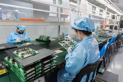 What Is The Difference Between PCB And PCBA Huachuang Precision Technology