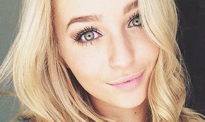4 Key Tips For Having The Best Cybersex Online WhoaGirls